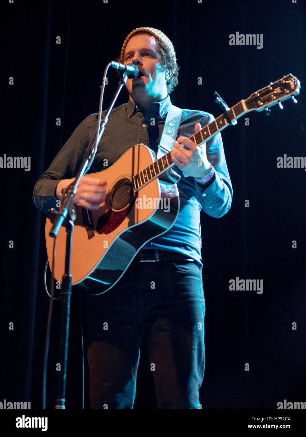 Bear's Den performing their 1st gig of their US Tour at The El Rey ...
