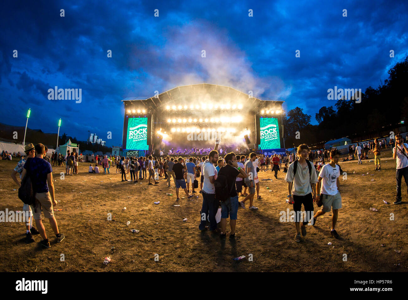 PARIS - AUG 31: Crowd in a concert at Rock En Seine Festival on August ...