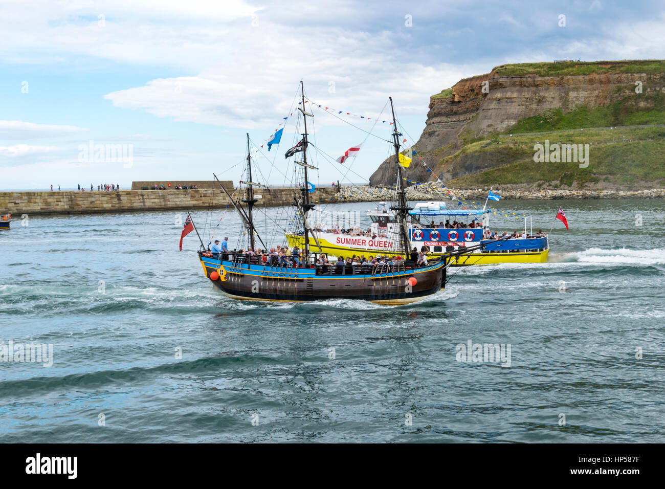 Pirateship hi-res stock photography and images - Alamy