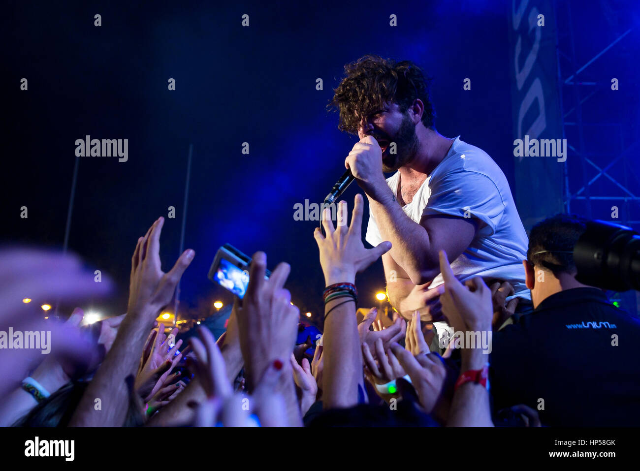 Foals band hi-res stock photography and images - Alamy