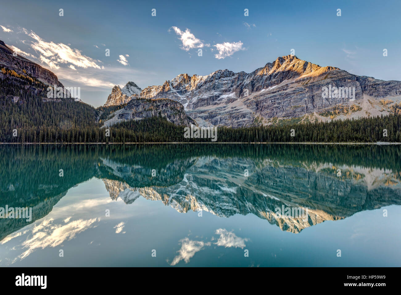 Calm and quiet morning in the wilderness of the stunning Lake Ohara in ...