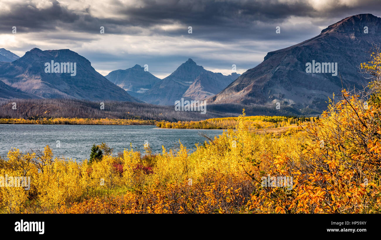 Fall colors in Glacier National Park, Montana, USA Stock Photo - Alamy