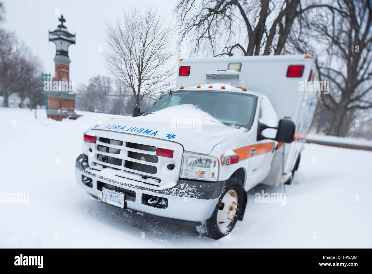 Dc ambulance hi-res stock photography and images - Alamy
