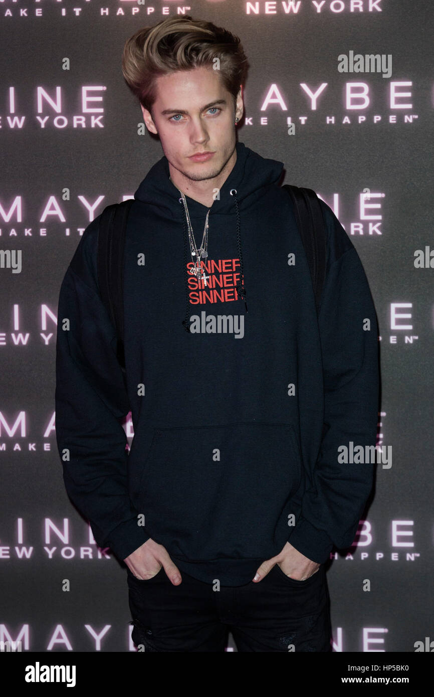 London, UK. 18 February 2017. Neels Visser attends the Maybelline Bring ...