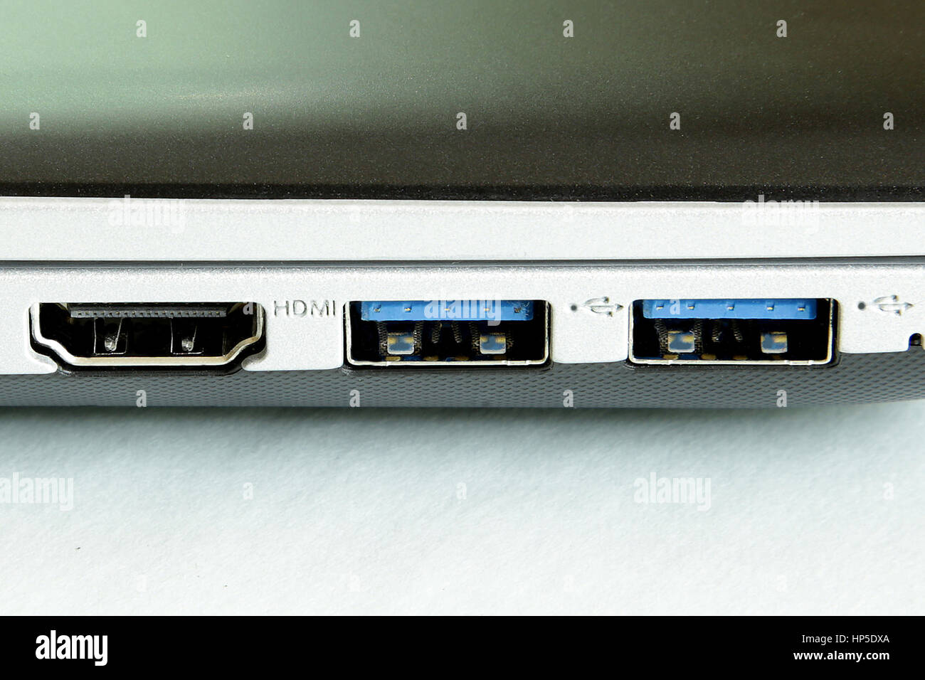 computer usb hdmi sockets contacts turn on off electricity metallic ...