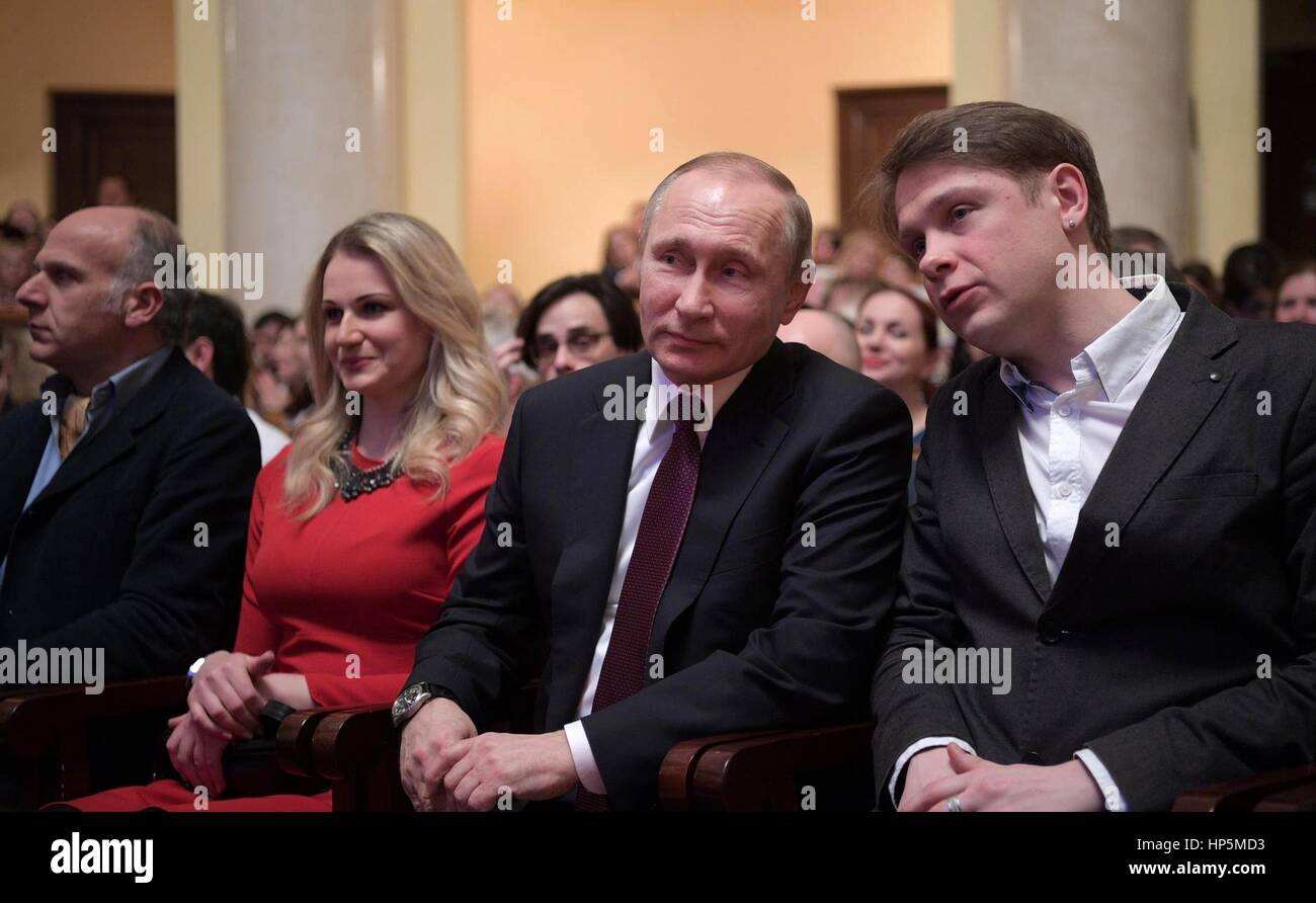 Russian president vladimir putin singer hi-res stock photography and ...