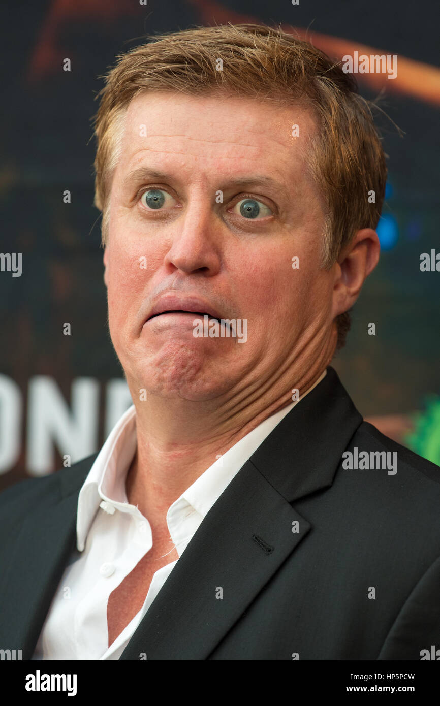 Poses in sydney australia hi-res stock photography and images - Alamy