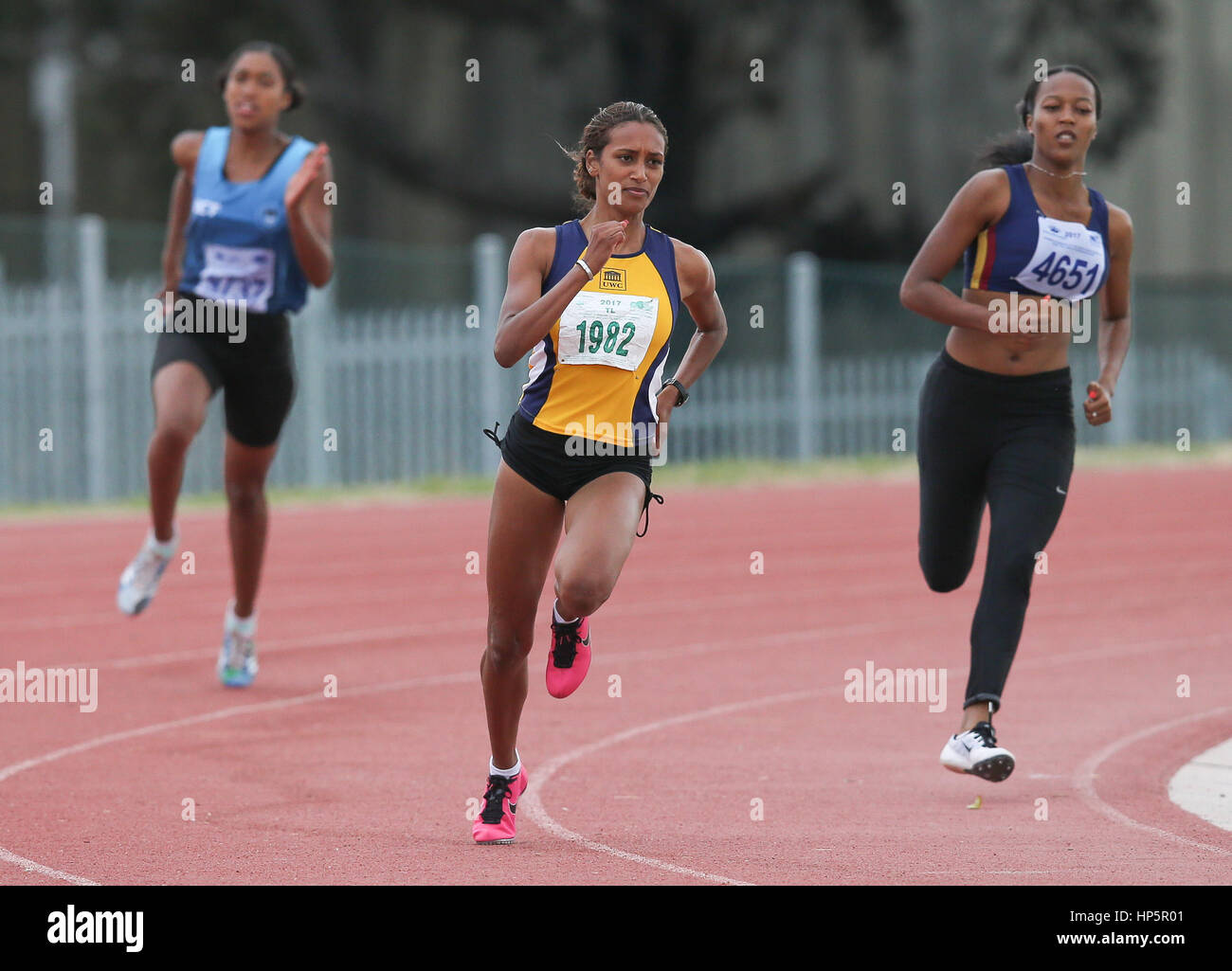 Womens 200m hurdles hi-res stock photography and images - Alamy