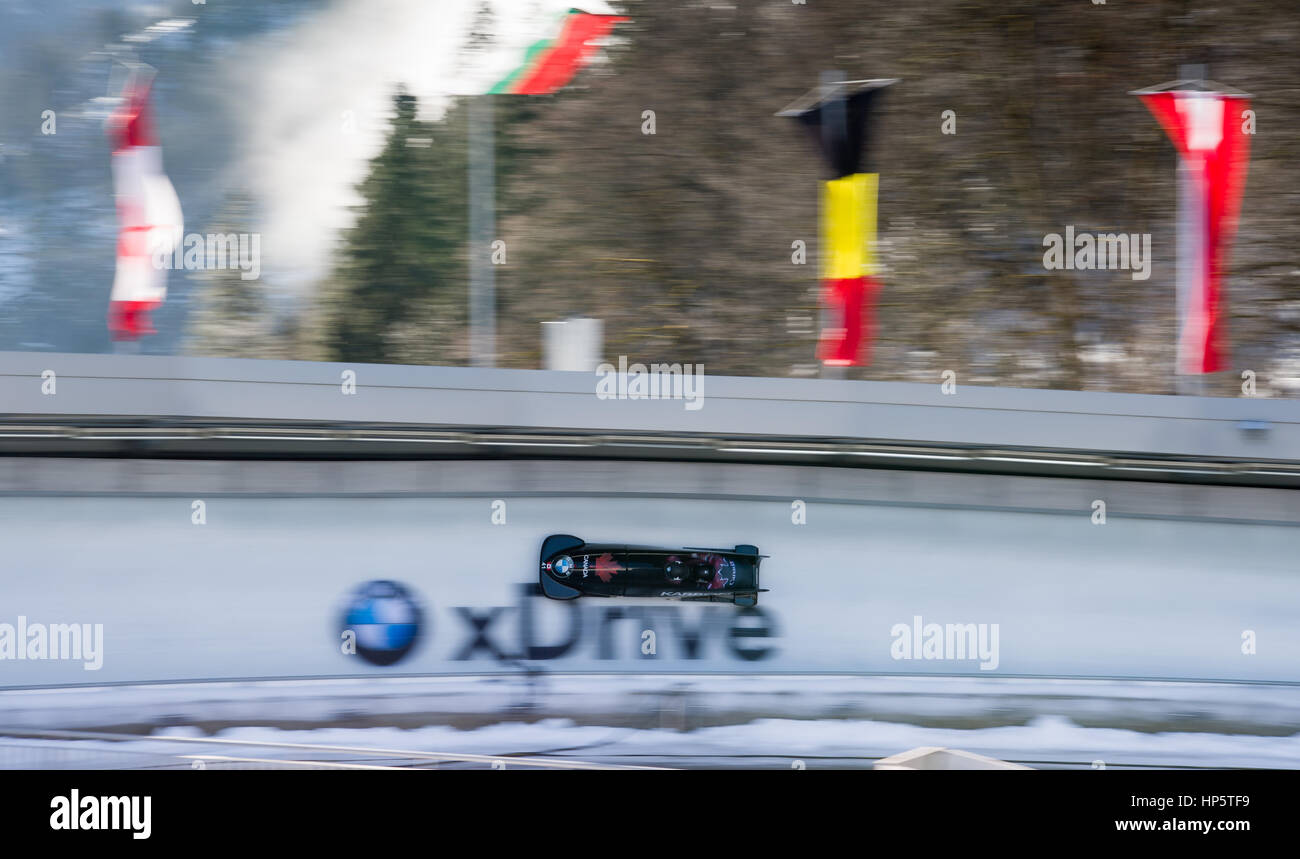 Echo skeleton hi-res stock photography and images - Alamy