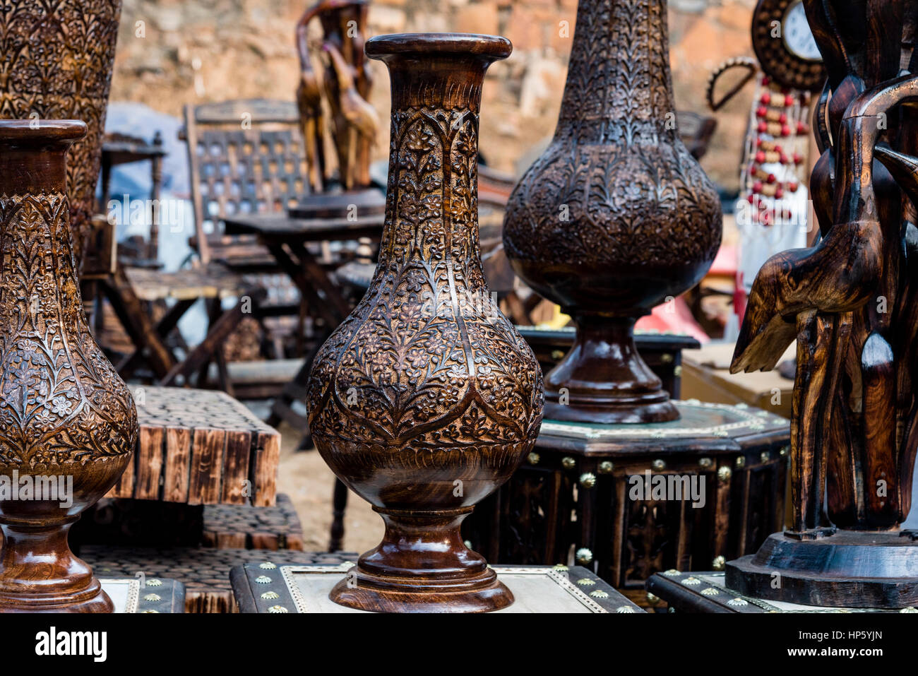 Hand made Indian handicrafts for sale at a shop Stock Photo - Alamy