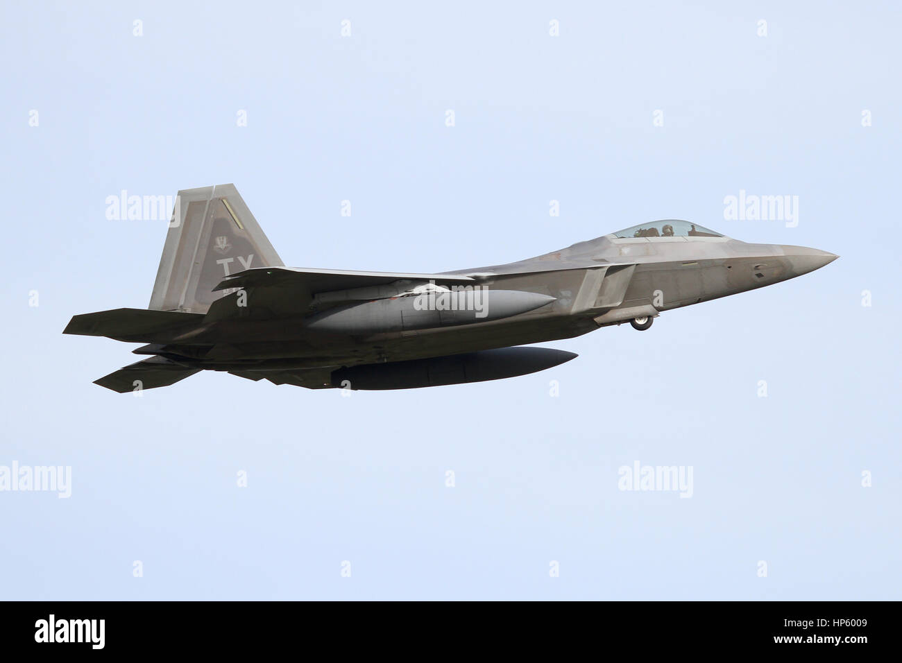 USAF F-22A Raptor overshooting the runway at RAF Lakenheath. 95th FS F ...