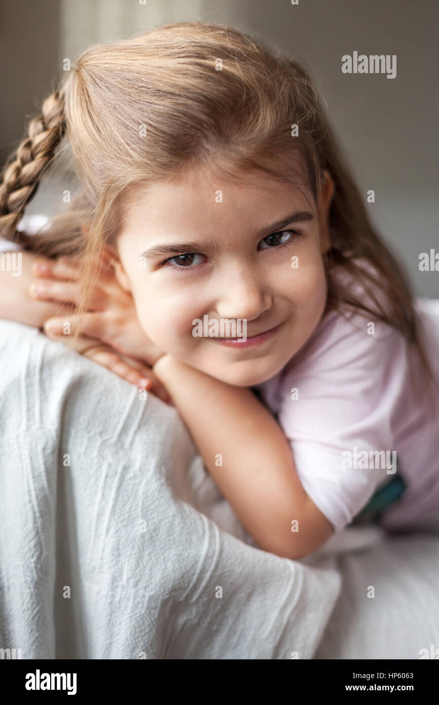 Cute girl smiling Stock Photo - Alamy