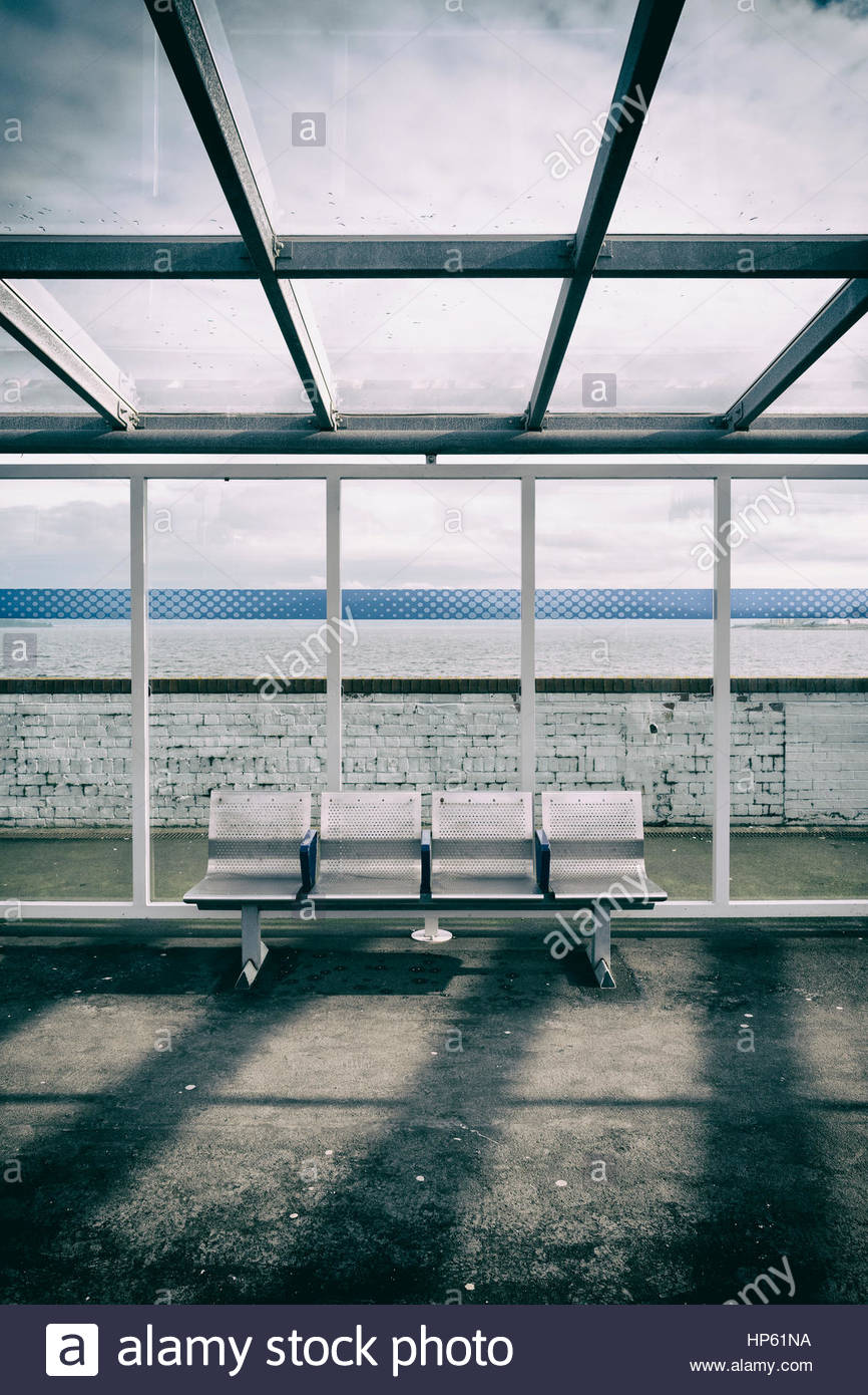 Empty Platform Bench Railway Station Stock Photos & Empty Platform ...