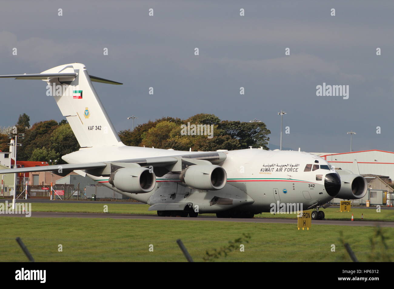 KAF342, a C-17A Globemaster III operated by the Kuwait Air Force, at ...