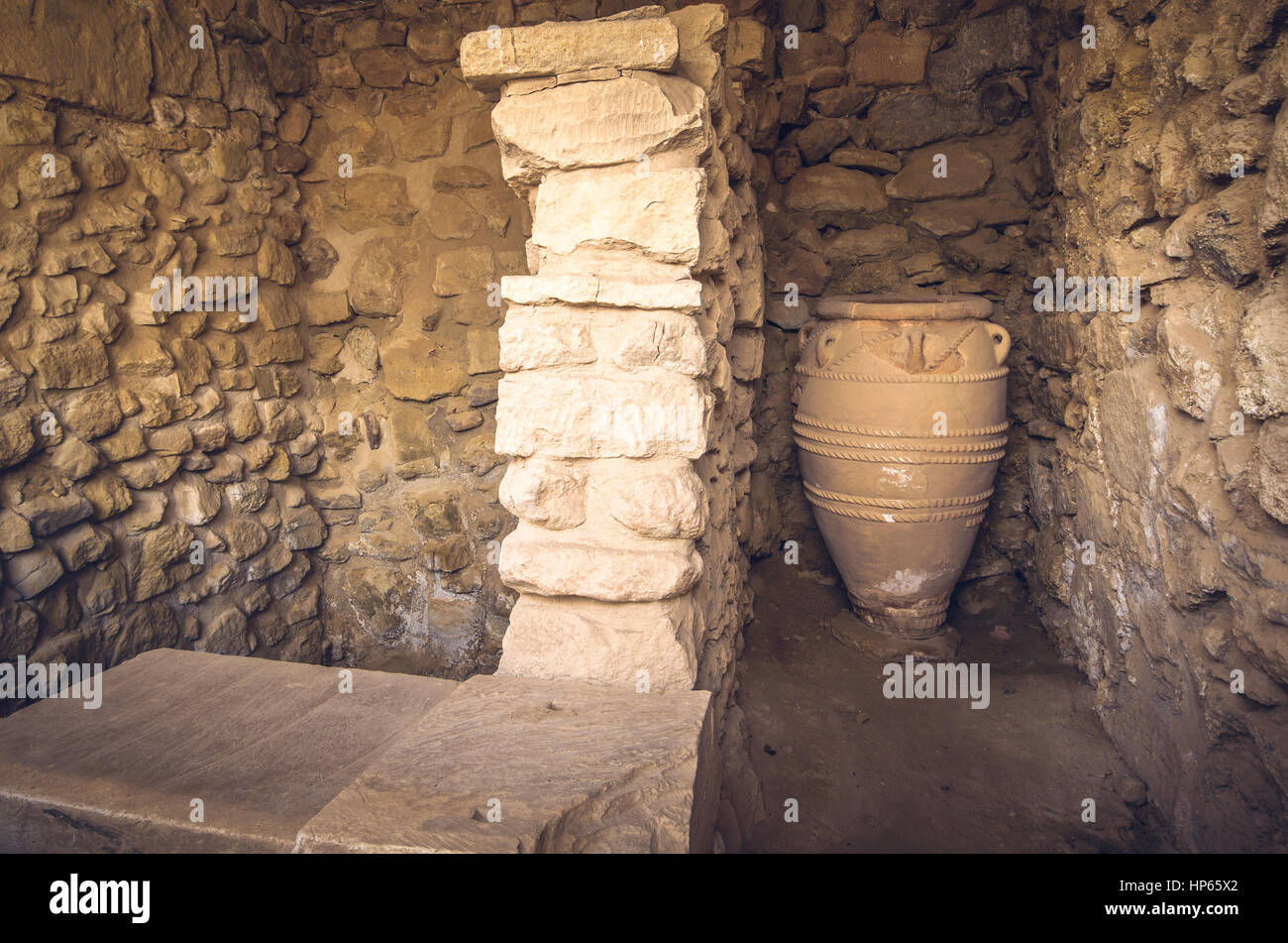 Phaistos disc hi-res stock photography and images - Alamy