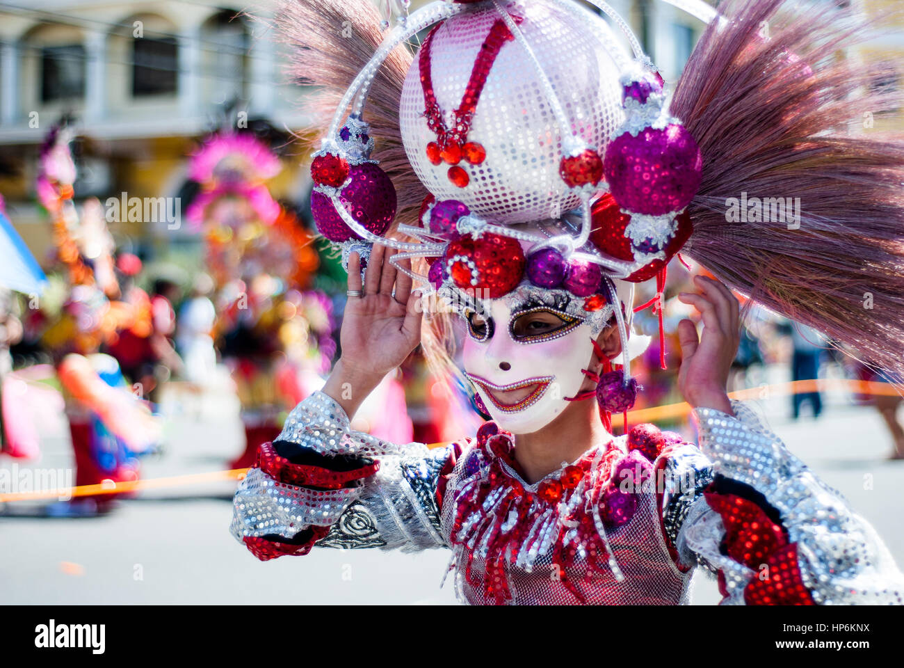 Participant of Masskara Festival street dance parade Stock Photo - Alamy