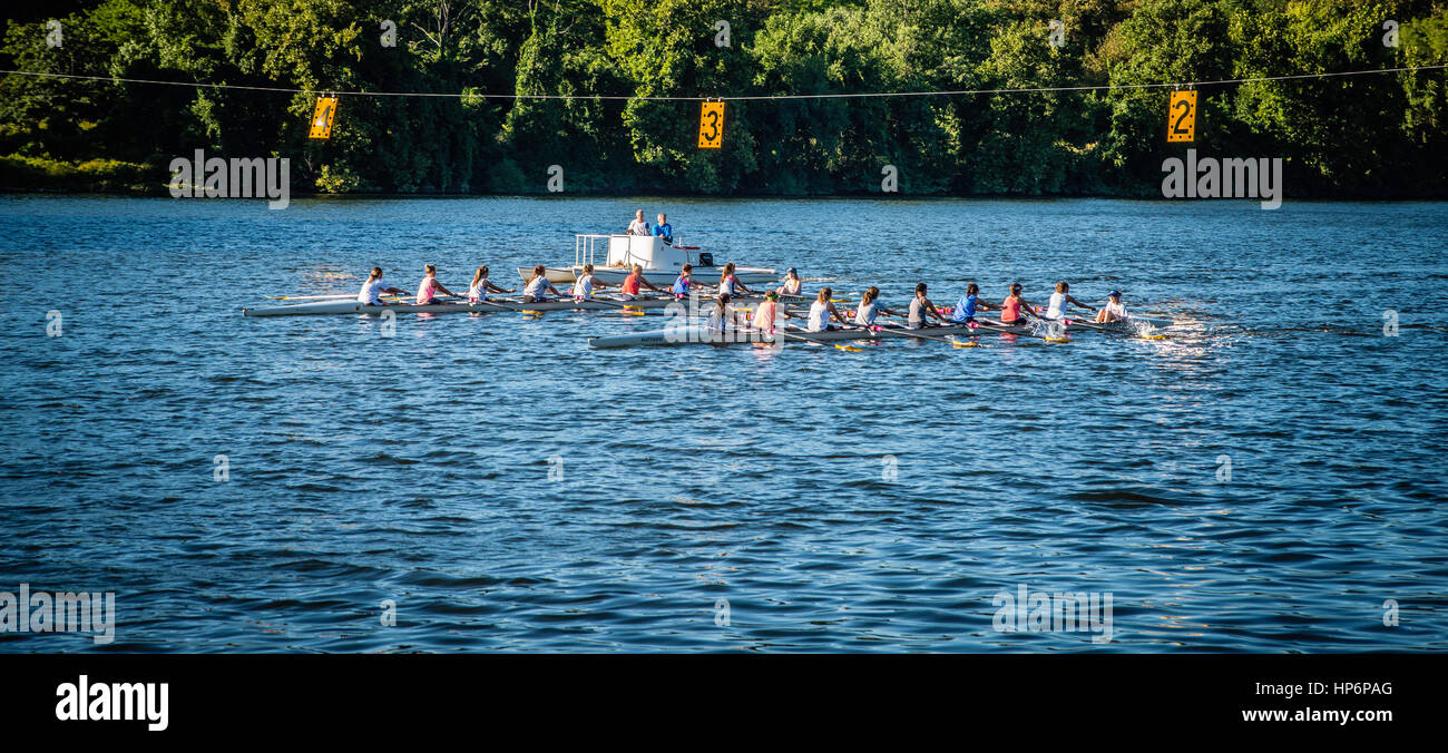 College crews hi-res stock photography and images - Alamy