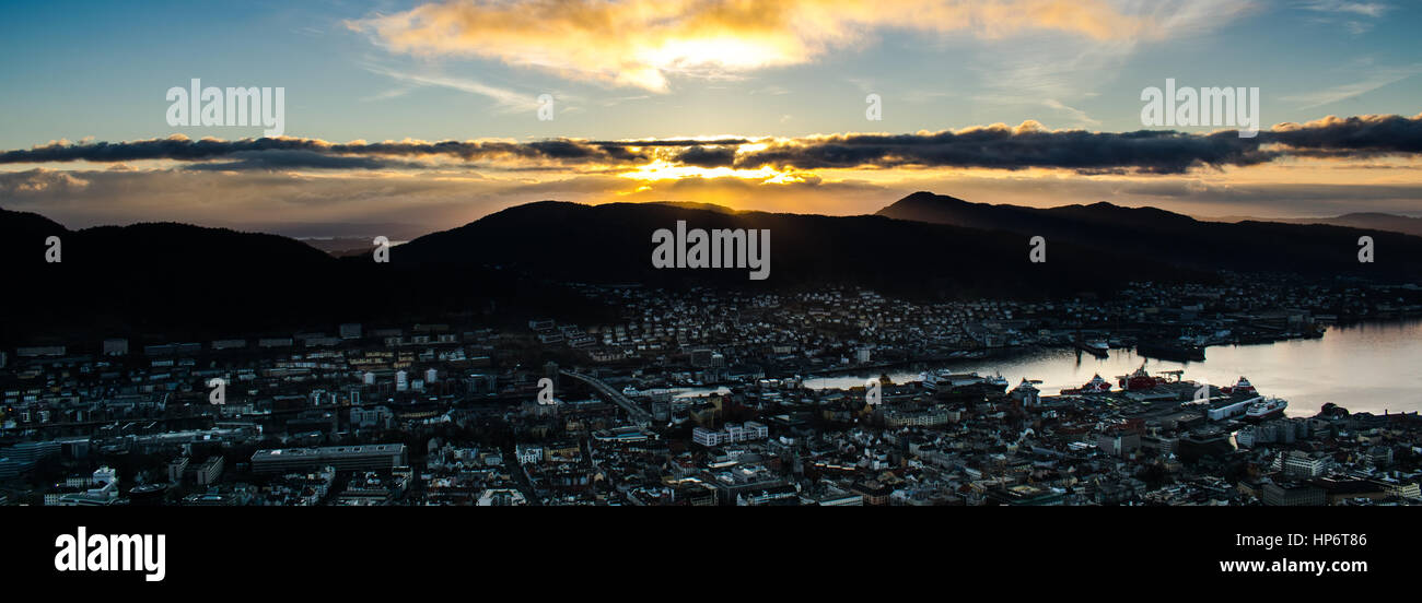 Beautiful sunset in norway city hi-res stock photography and images - Alamy