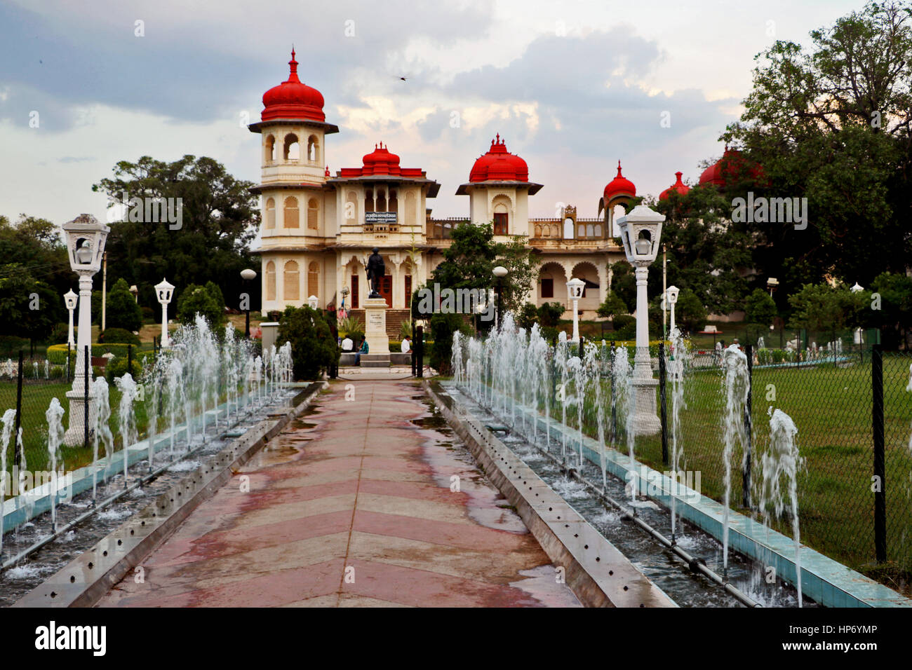 Panoramic view of Fateh Sagar Lake, buildings of Udaipur built in 1678 ...