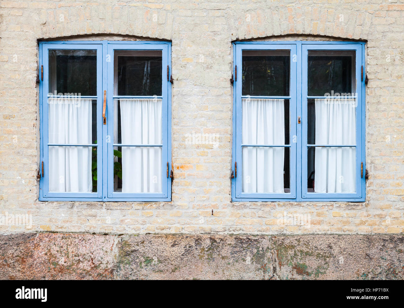 Blue brick wall texture background hi-res stock photography and images ...