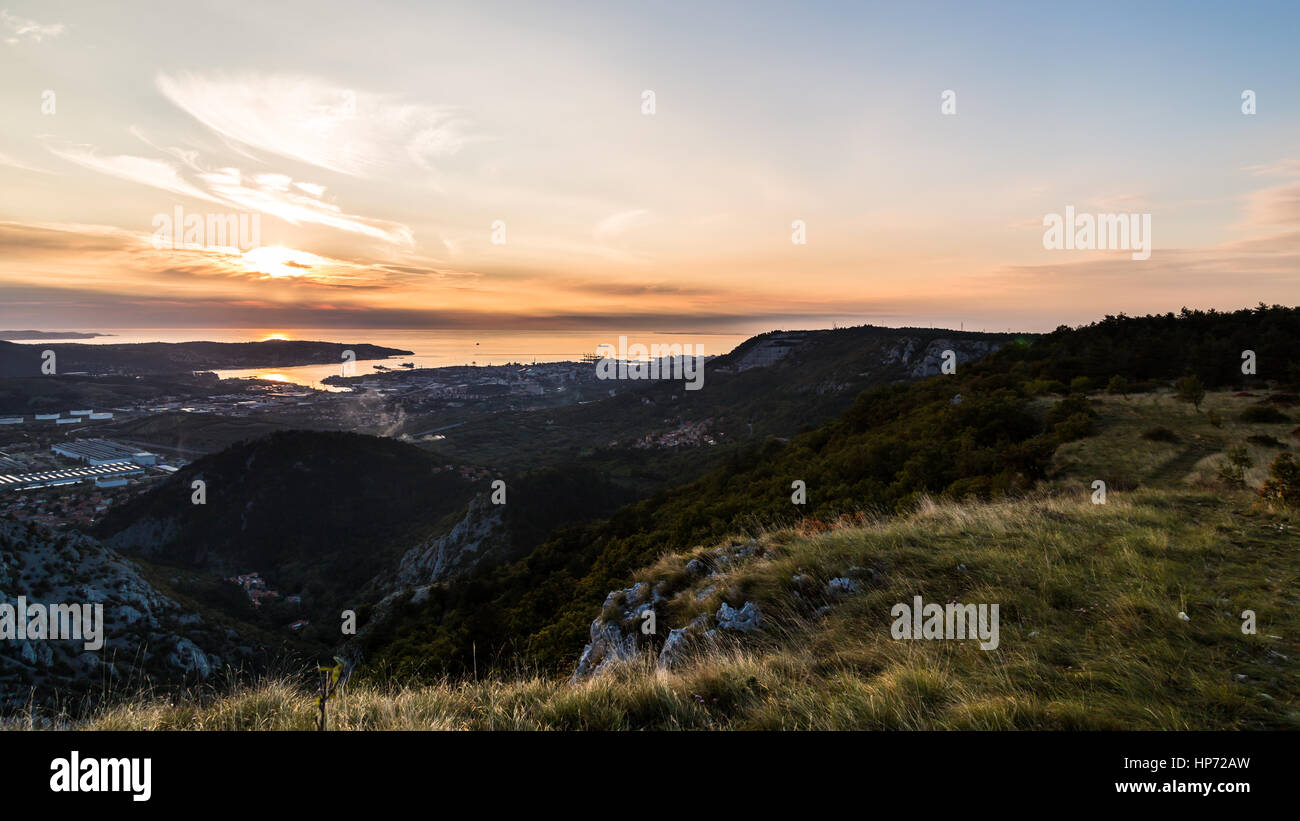Sunset in the bay of Trieste from Val Rosandra Stock Photo - Alamy