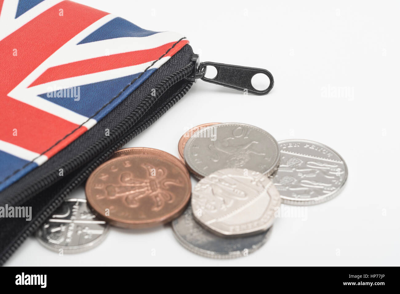 Zippered Union Jack coin purse + British coins / coinage spilling out ...