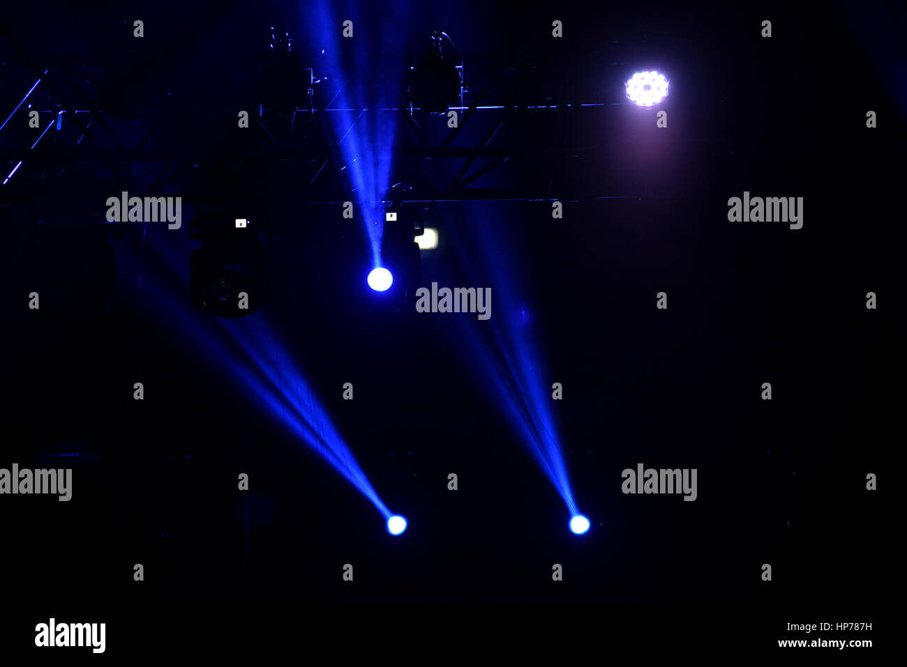 Stage lights at a live concert Stock Photo - Alamy