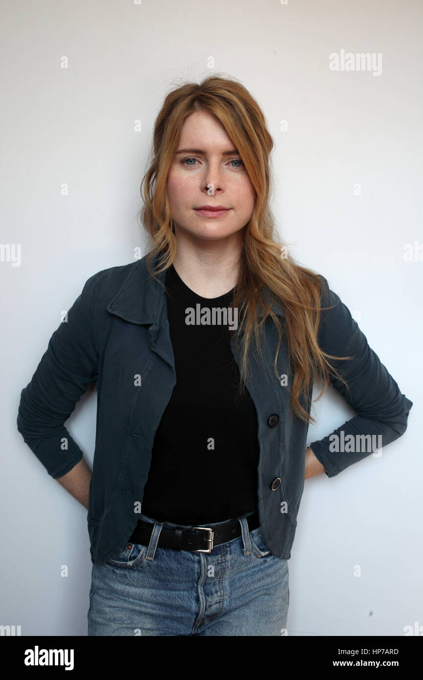Emma cline hi-res stock photography and images - Alamy