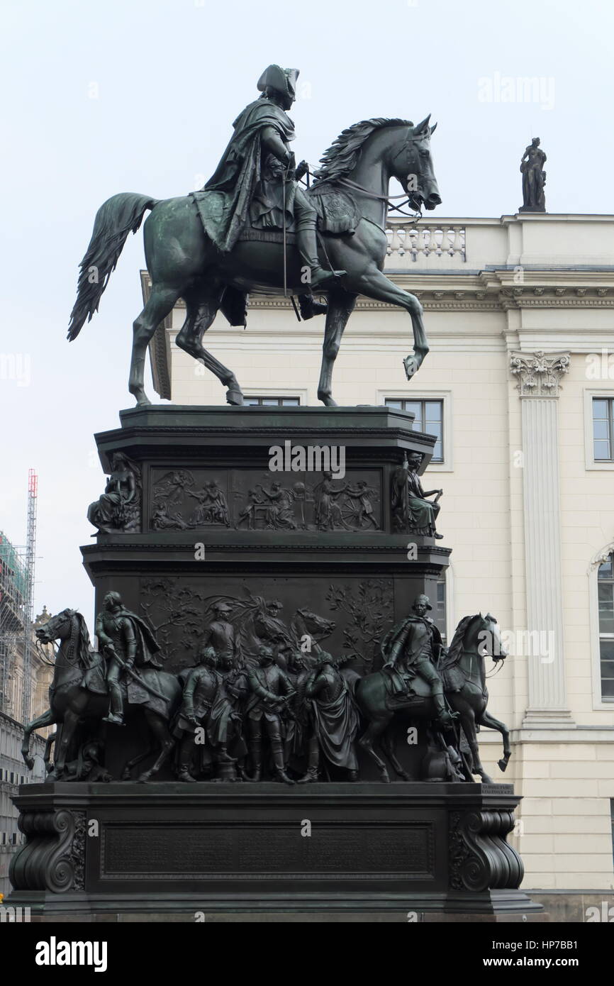 Equestrian Statue of Frederick the Great, Freidrich II, Untern den ...