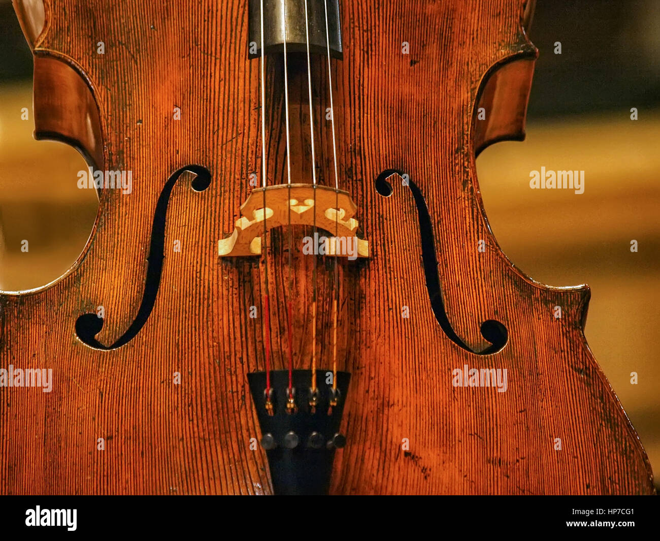 Viola concert hi-res stock photography and images - Alamy