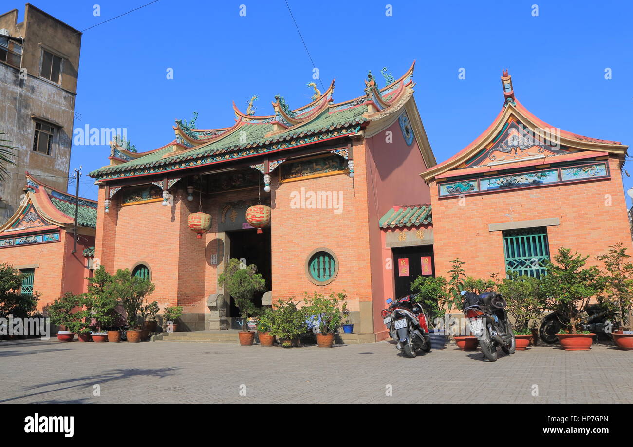 Phung Son Tu temple in Ho Chi Minh City Vietnam Phung Son Tu temple was ...