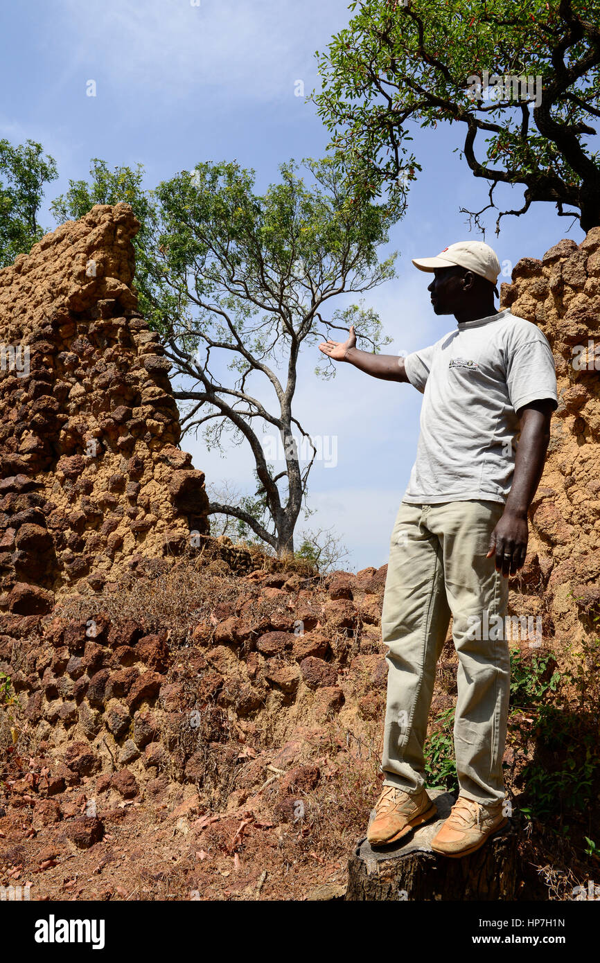 BURKINA FASO, Province Poni, Gaoua, ruins of Loropeni date back to the ...