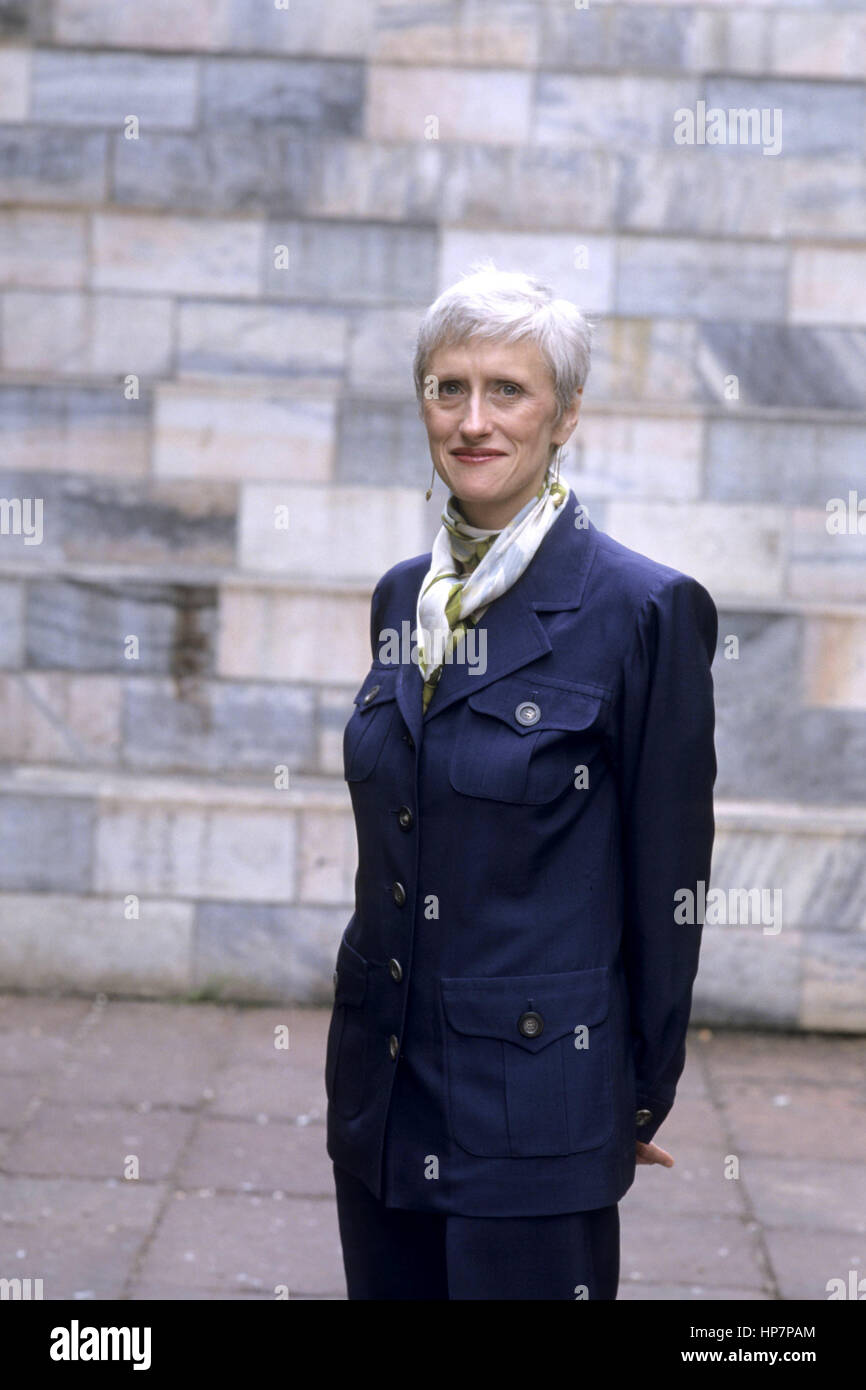 Sara paretsky hi-res stock photography and images - Alamy