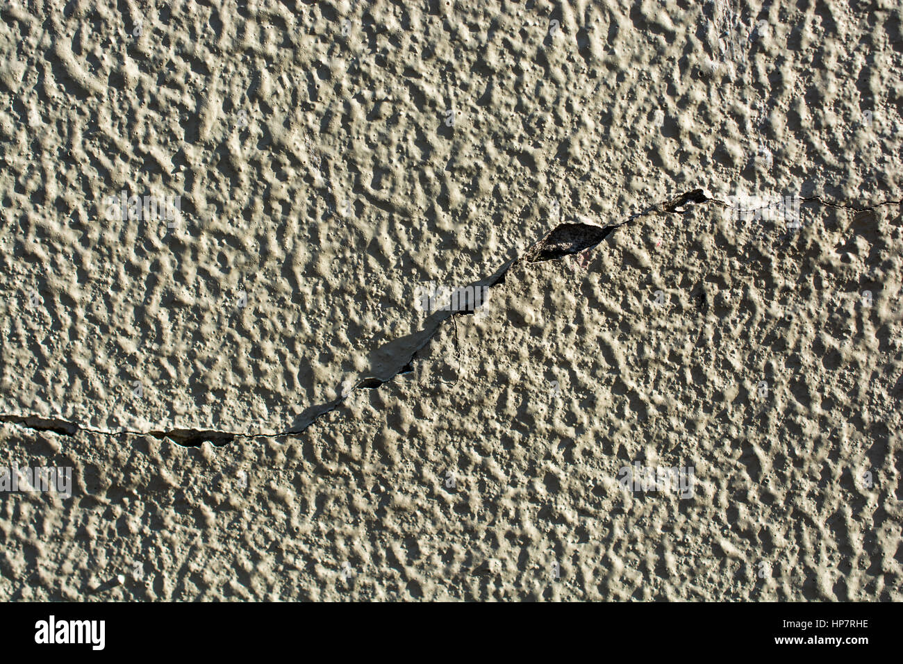 Cracked wall surface as a background texture pattern Stock Photo - Alamy