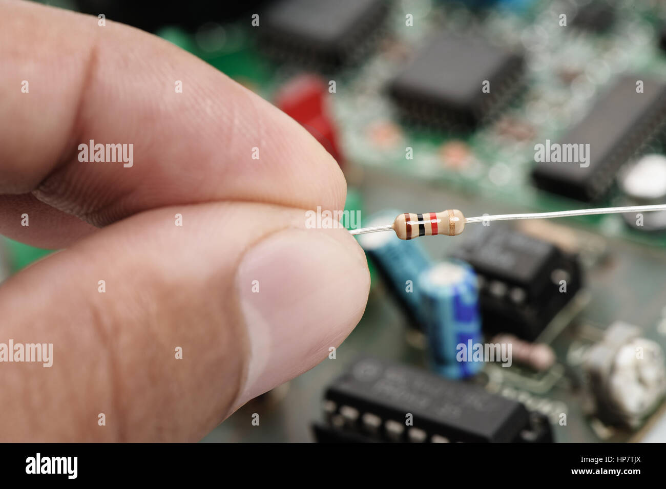 Closeup 1k 1000 ohms resistor hi-res stock photography and images - Alamy