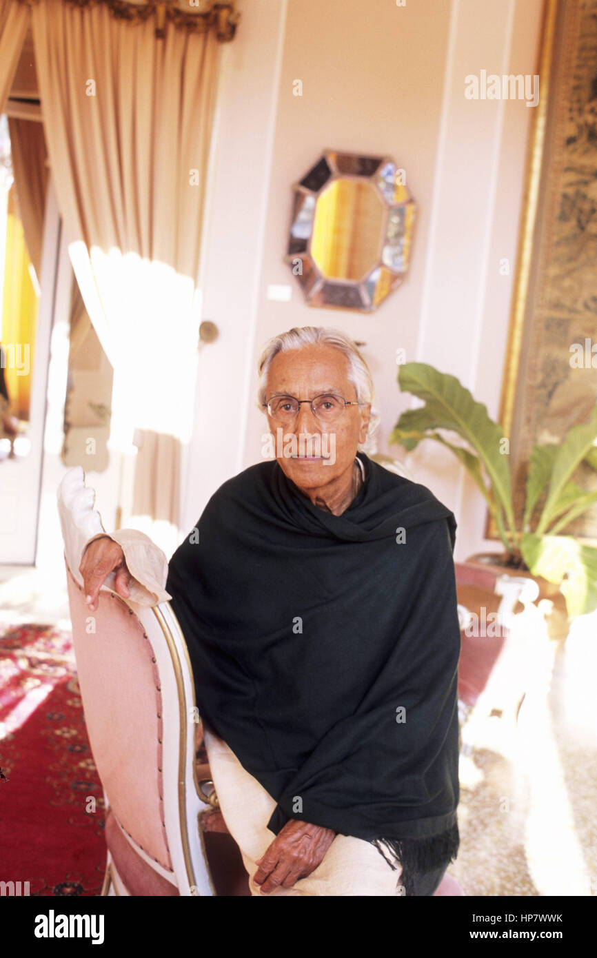 Panikkar hi-res stock photography and images - Alamy