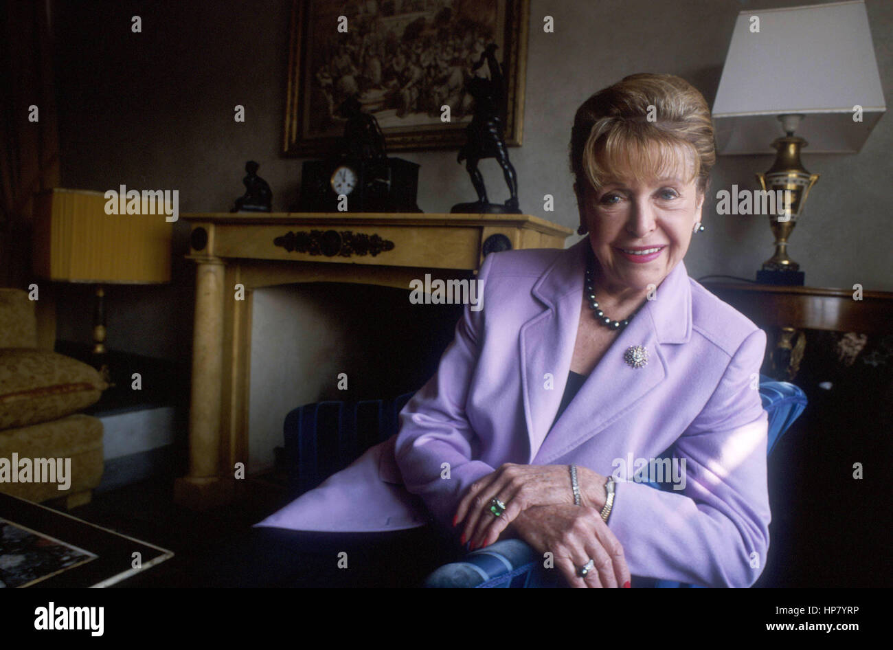 Mary higgins clark hi-res stock photography and images - Alamy