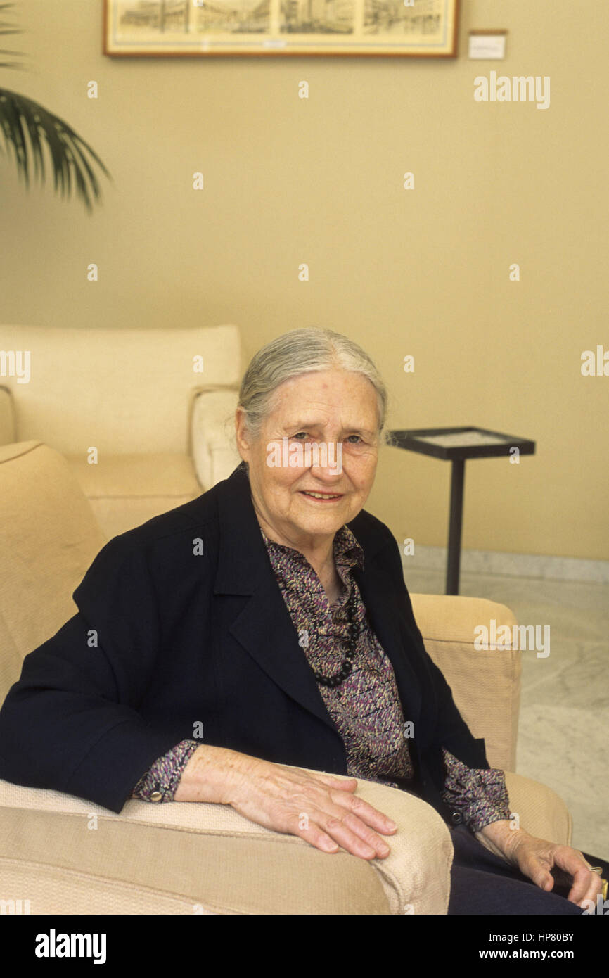 Doris lessing portrait hi-res stock photography and images - Alamy