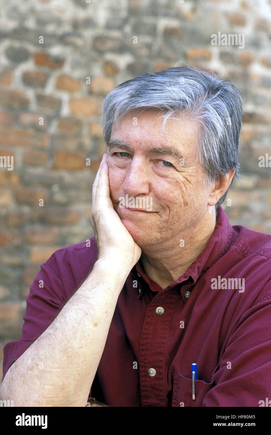 Jerry spinelli hi-res stock photography and images - Alamy