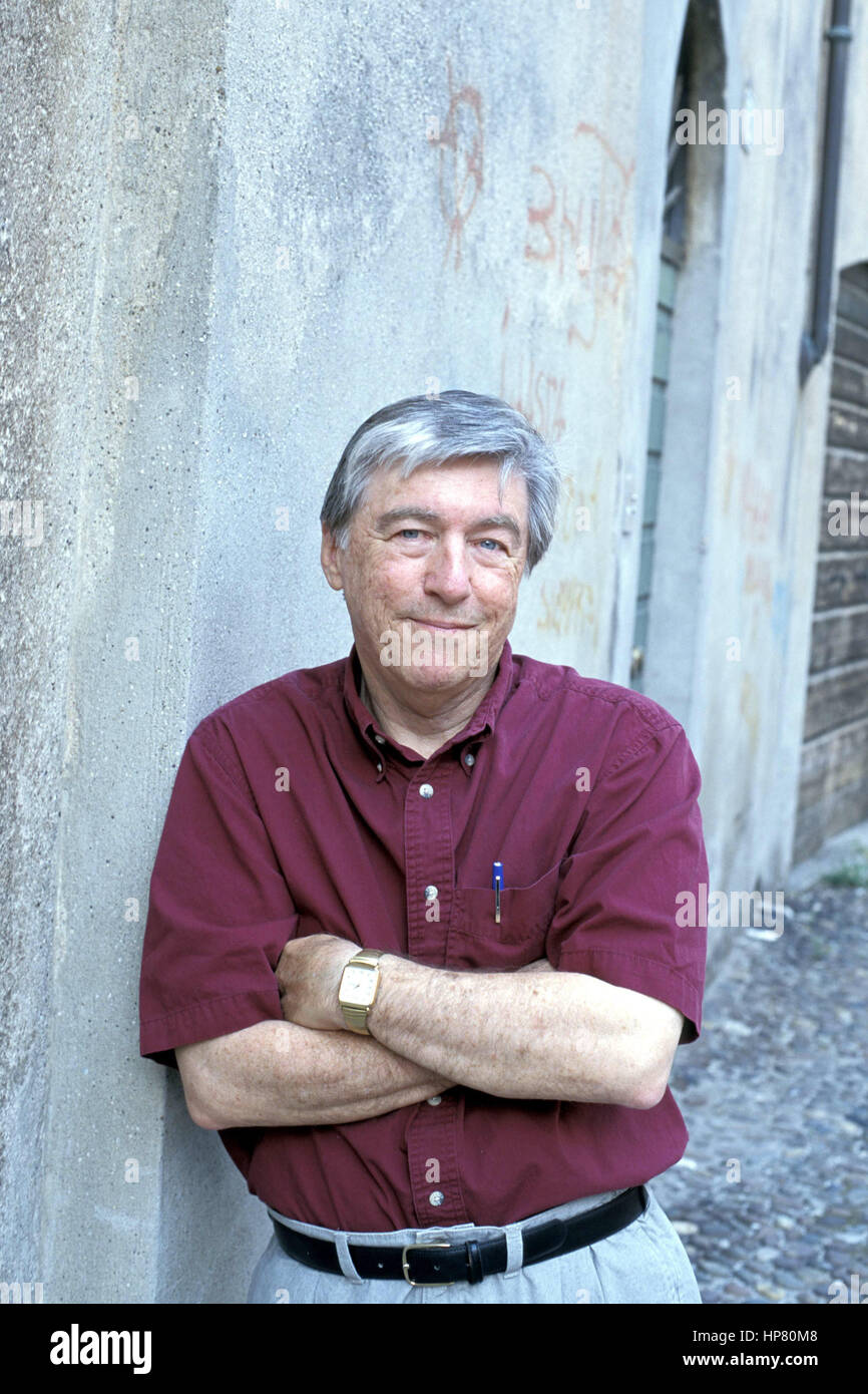 Jerry spinelli hi-res stock photography and images - Alamy