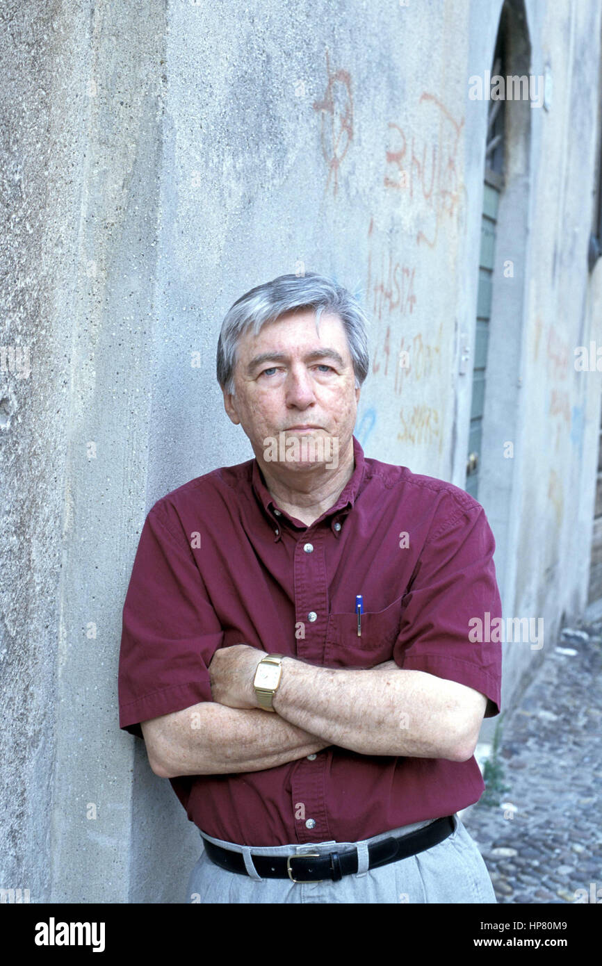 Jerry spinelli hi-res stock photography and images - Alamy