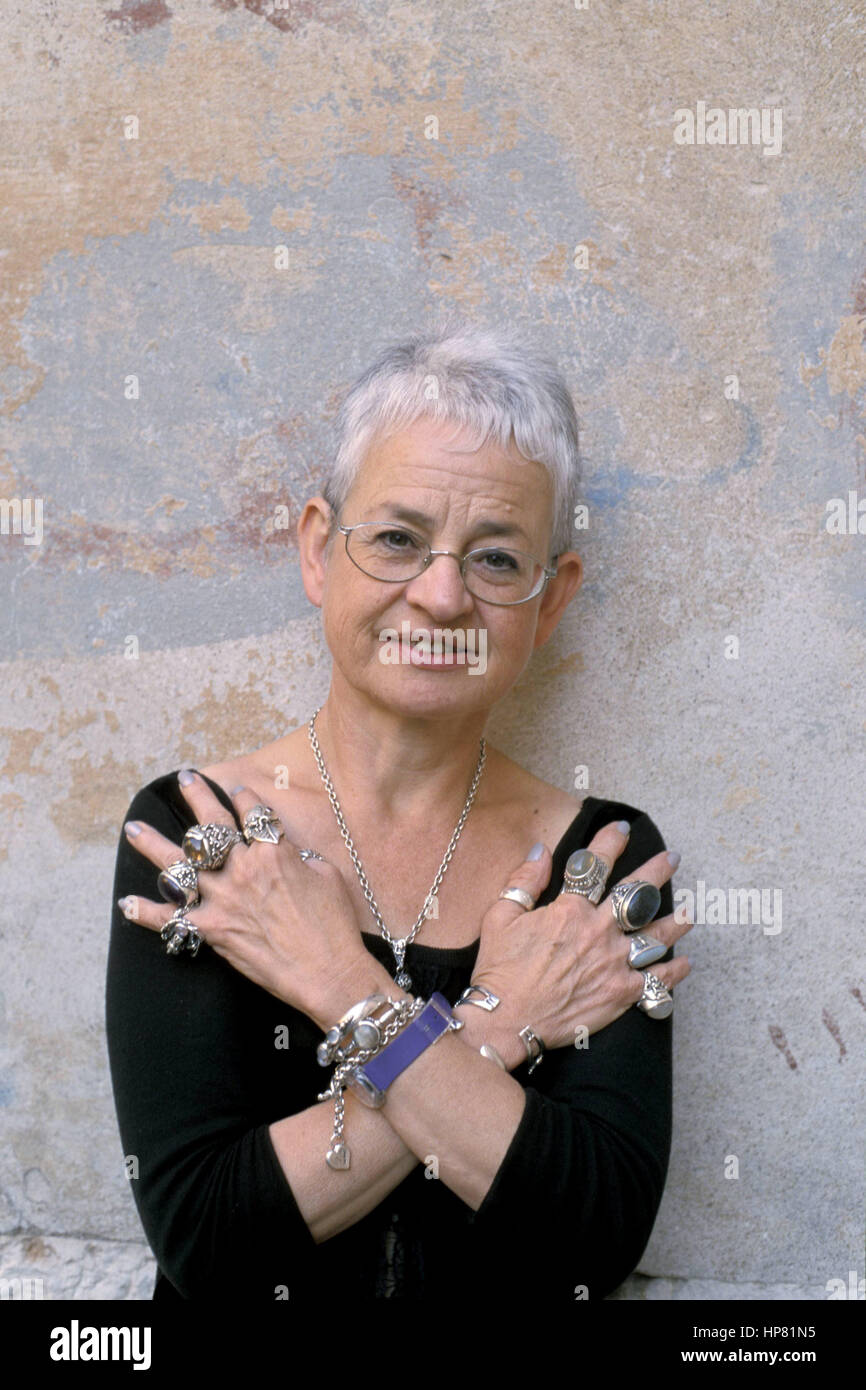 Jacqueline WILSON - Date : 20030801 ©Basso Cannarsa/Opale Stock Photo ...