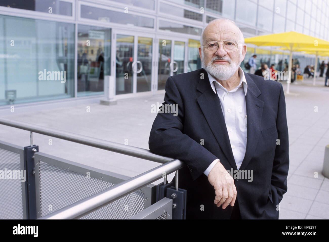 Richard Sonnenfeldt High Resolution Stock Photography and Images - Alamy