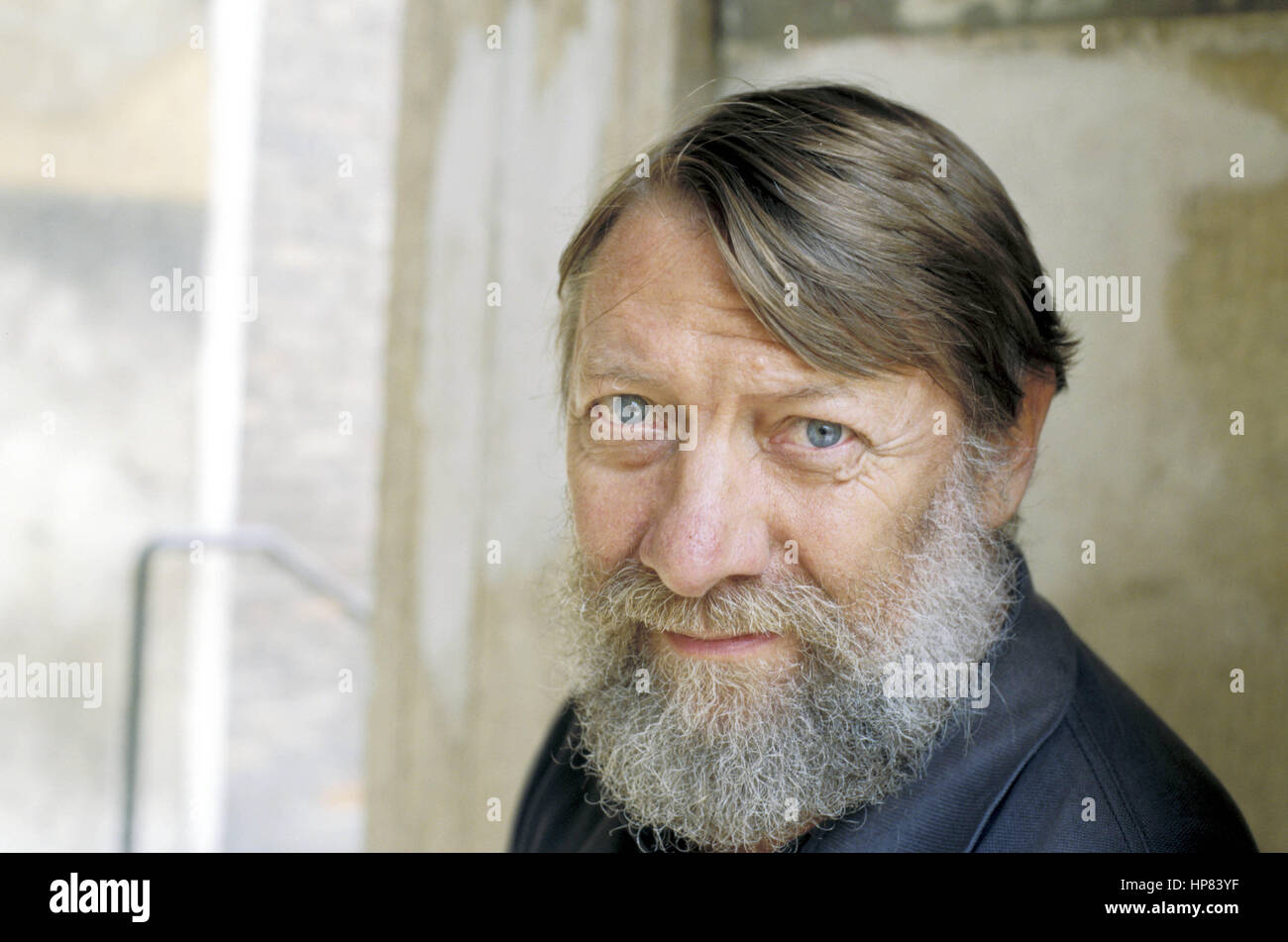 Stephane COURTOIS - Date : 20040801 ©Basso Cannarsa/Opale Stock Photo ...