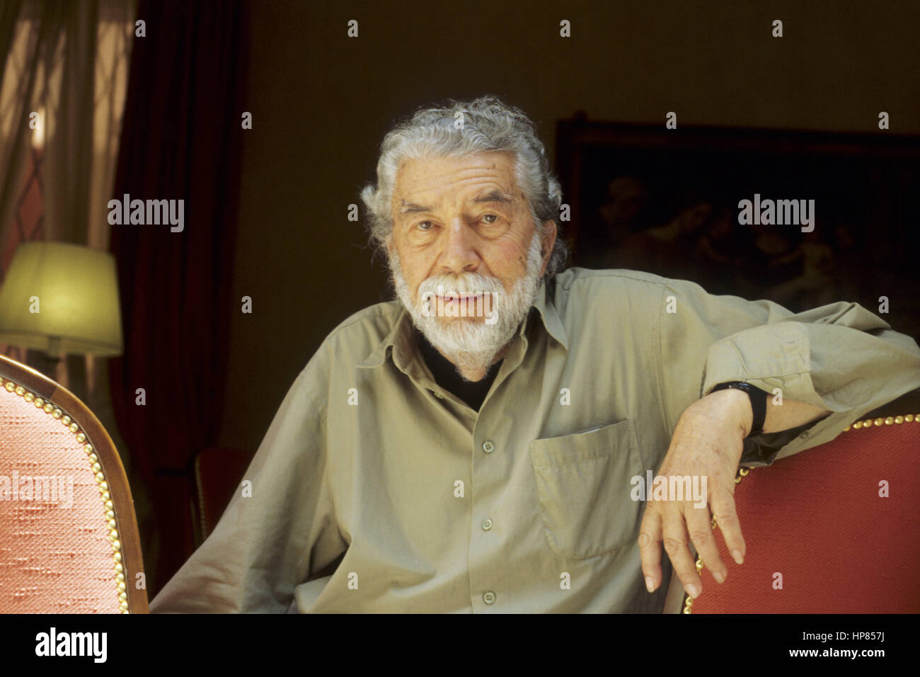 Alain ROBBE GRILLET (ROBBE-GRILLET) - Date : 20050601 ©Basso Cannarsa ...