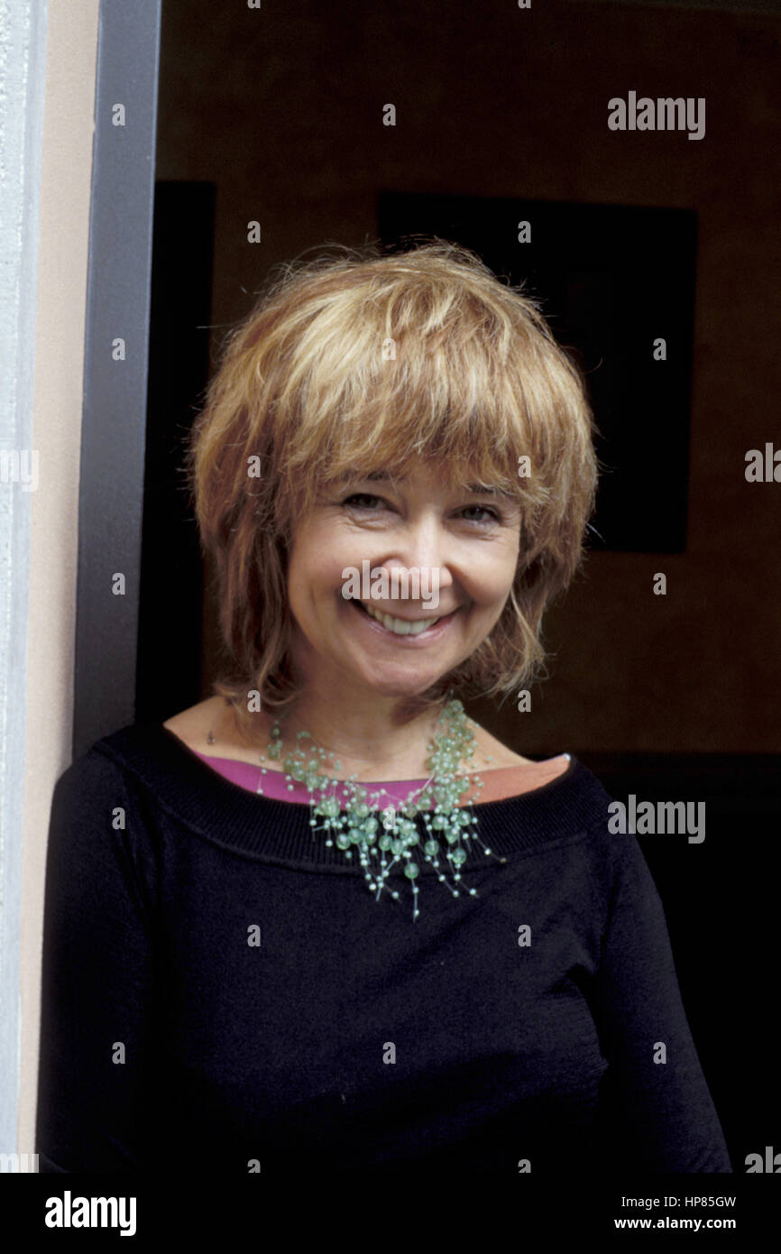 Sarah dunant hi-res stock photography and images - Alamy