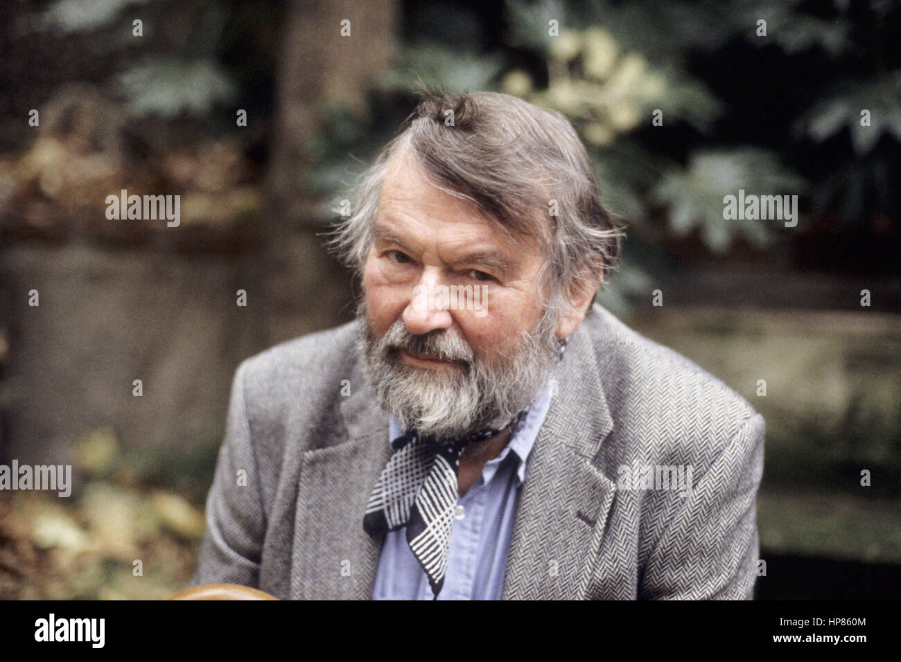 John fowles hi-res stock photography and images - Alamy