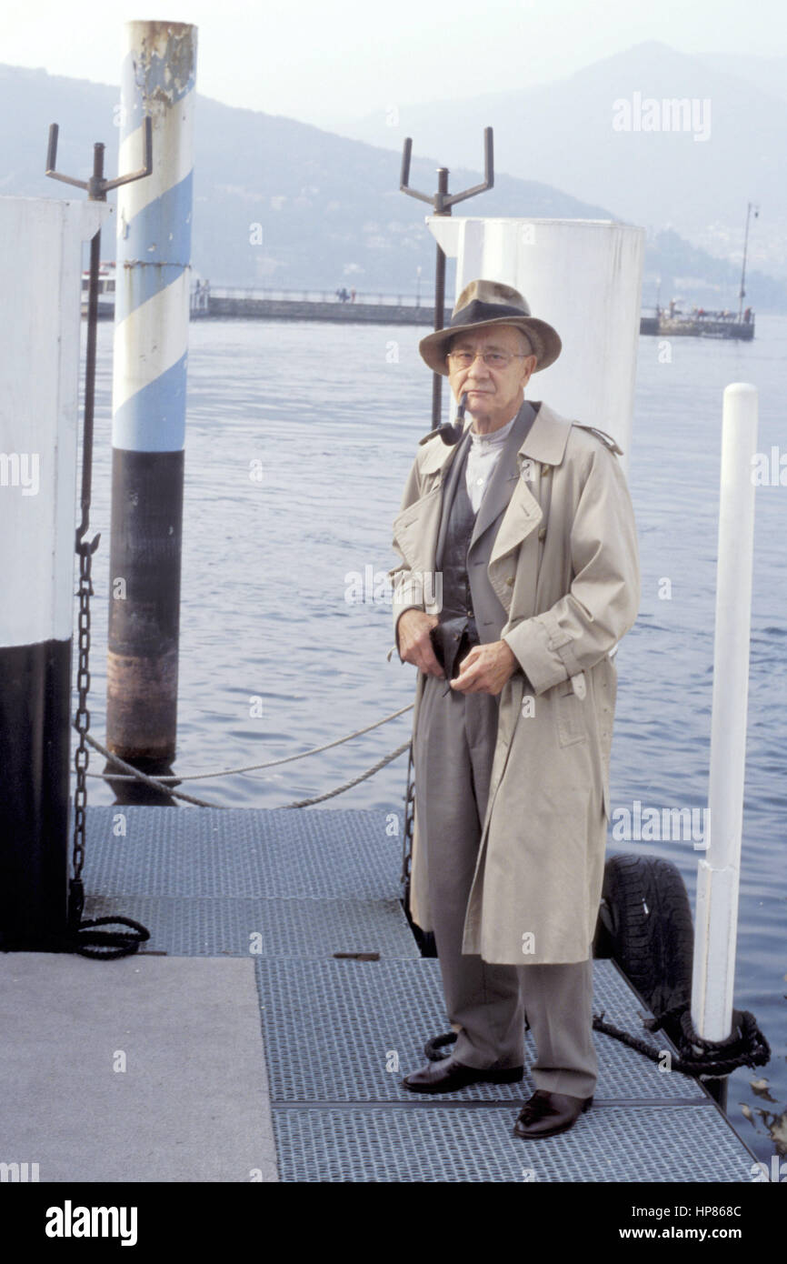 Alan sillitoe hi-res stock photography and images - Alamy