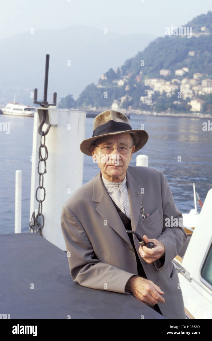 Alan sillitoe hi-res stock photography and images - Alamy