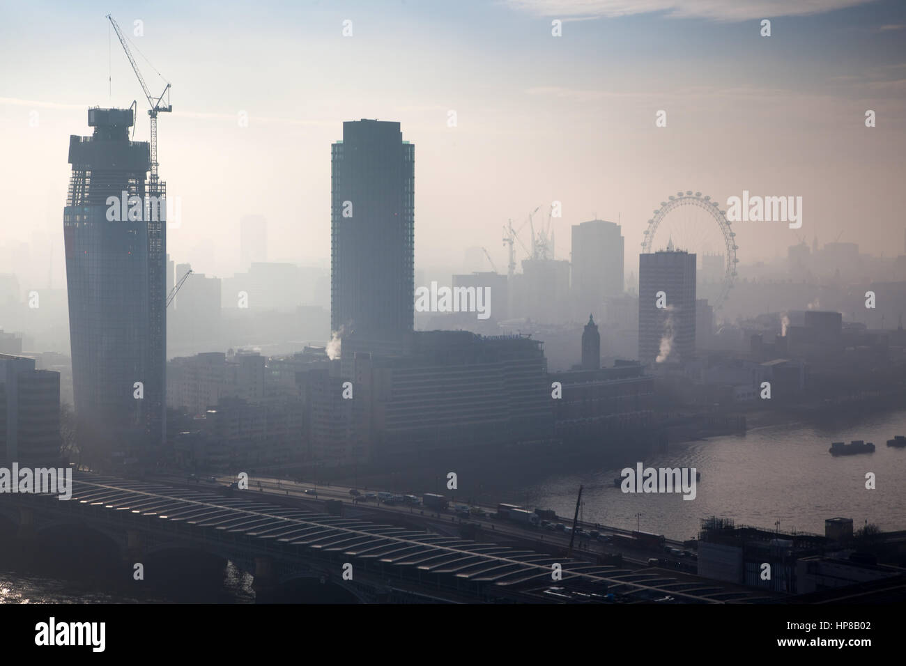 London rooftop view tower bridge hi-res stock photography and images ...